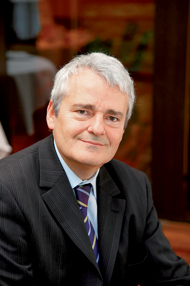 À propos - Des Enjeux et des Hommes